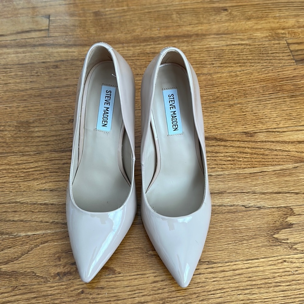 Steve Madden Cream,Patent, Leather Heels. Excellent C… - Gem